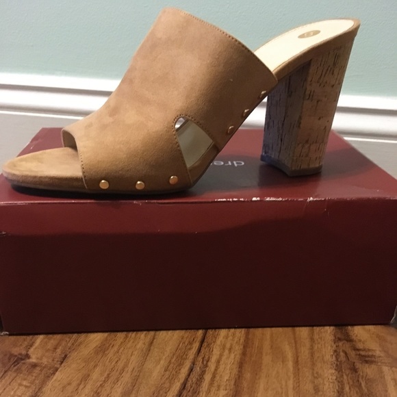 dressbarn | Shoes | Nib Dressbarn Nude Mule | Poshmark